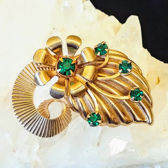 Coro | Jewelry | Vintage 93s Art Deco Unsigned Coro Brooch Pin With ...
